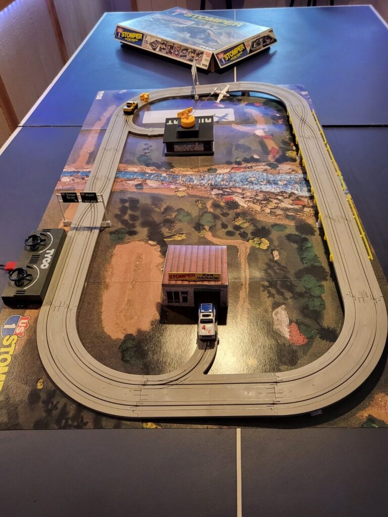 Tyco US-1 Electric Trucking Stomper High Adventure Set 3211